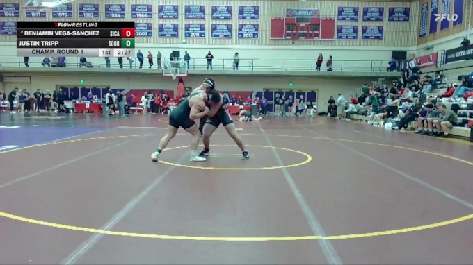 285 lbs Champ. Round 1 - Justin Tripp, Southern Oregon vs Benjamin Vega ...