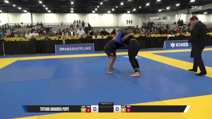 Lizbeth Carolina Sugia vs Tiffani Amanda Pope 2025 World IBJJF Jiu ...