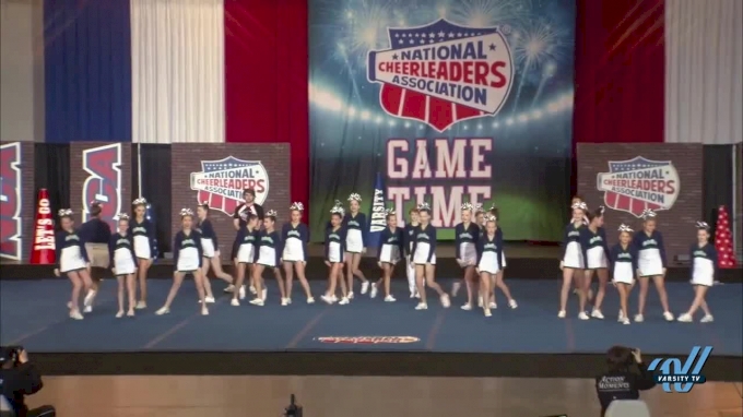 Creekview Middle School [2016 Novice Large JH/MS Day 1]