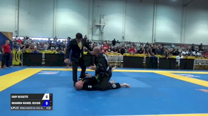 CODY BESSETTE vs BRANDON MANUEL OCASIO World Master Jiu-Jitsu IBJJF ...