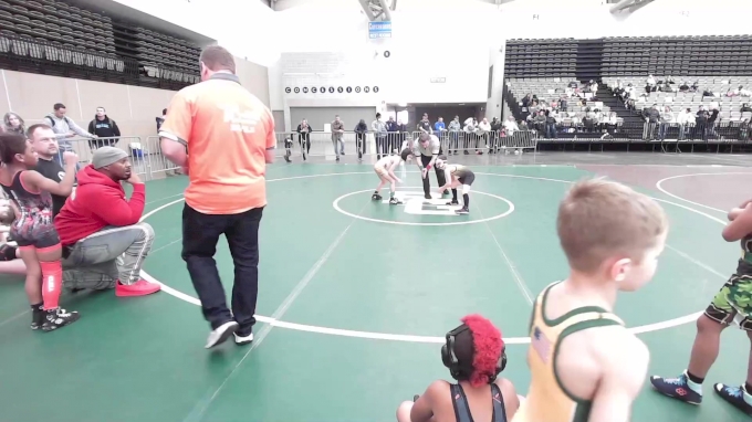 68 lbs Rr Rnd 4 - Dominic Velardi, Revival Black vs Logan Moffa, Steel ...