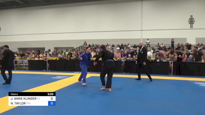 JESSICA ANNE KLINGER vs NICOLE TAYLOR 2023 World Master IBJJF Jiu-Jitsu ...