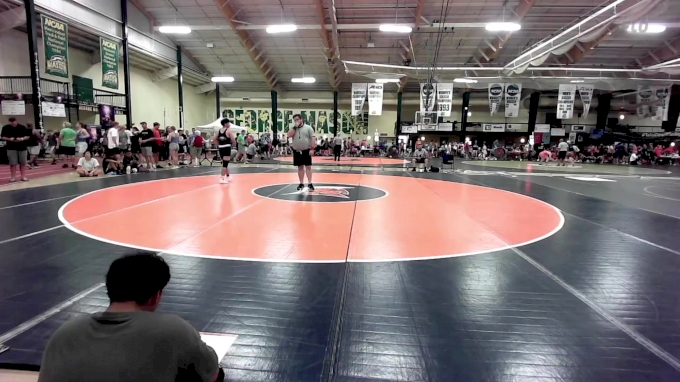 157 lbs Round Of 32 - Paul Kushnir, Walt Whitman High vs Giovani ...