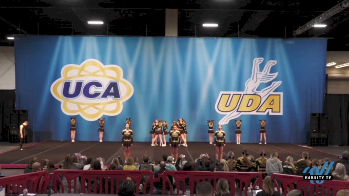 The Hive Cheer - Black Out [2021 L5 Junior Day 1] 2021 UCA Salt Lake ...