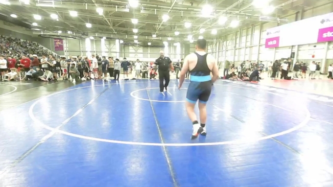 190 lbs Champ. Round 1 - Tagney Paddock, NWWC vs Pablo Lara, Riverhawk ...