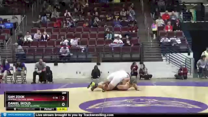 285 lbs Cons. Semi - Sam Zook, Central College (Iowa) vs Daniel Skold ...