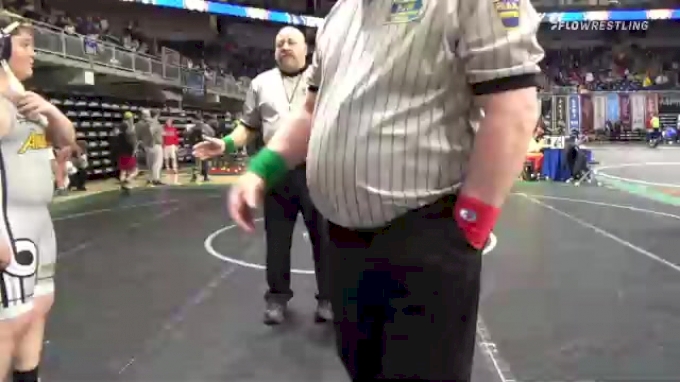 200 lbs Consi Of 8 #2 - Evan Hugar, Montgomery vs Aris Haniotes, Hopewell