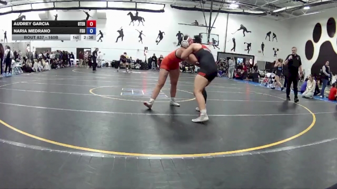 160B 5th Place Match - Naria Medrano, Frostburg State University vs ...