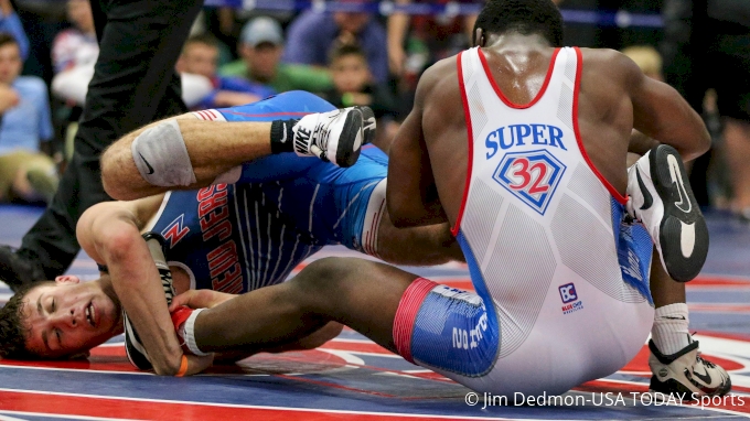 Scramble Like The Best At Super 32