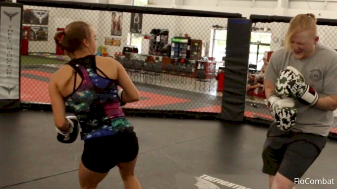 Knockin' Out Neckbeards Part 2: Hannah Scoggins Murders FloCombat ...