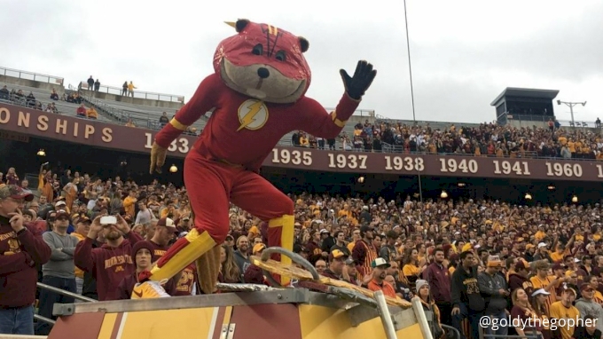Goldy The Gopher Takes Halloween Spirit To The Next Level - Varsity TV