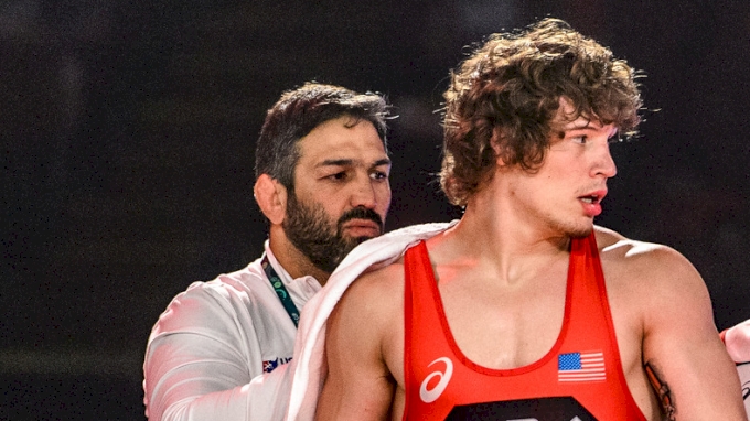 Tech Notes: Kyle Dake vs Alex Dieringer - FloWrestling