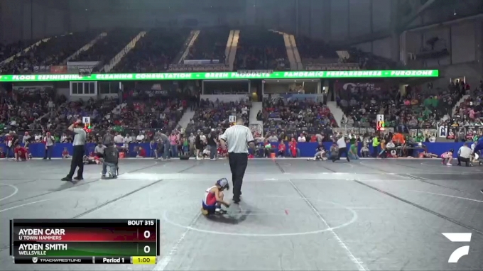 40 lbs Champ. Round 1 - Ayden Carr, U Town Hammers vs Ayden Smith ...