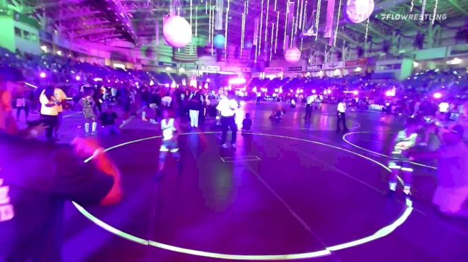 61 lbs Consi Of 8 #1 - Mason Haught, Douglas WC vs Peter Palumbo, Dynamic