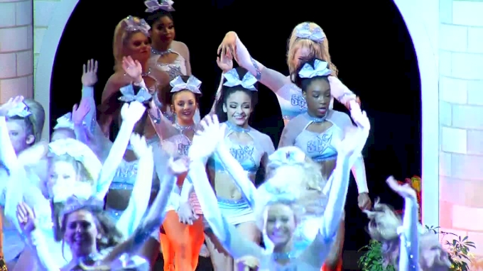 Cheer Extreme - Raleigh - SSX [2019 L5 Senior Small Day 2] 2019 UCA ...