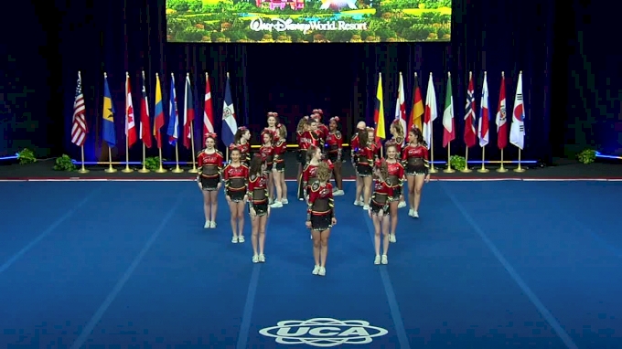 Elite Cheer Michigan - Rebels [2018 L2 Senior Small Day 2] UCA ...