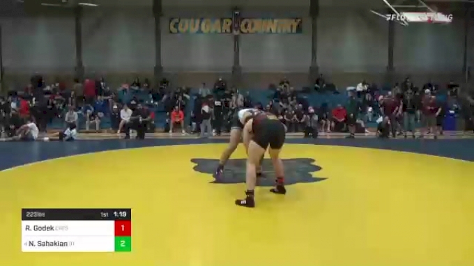 223 lbs Quarterfinal - Riley Godek, Crescent Valley (OR) vs Nicholas ...