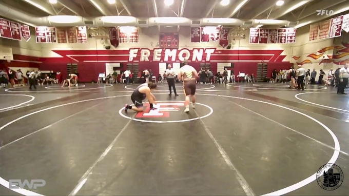 285 lbs Quarterfinal - Jacob Dominguez, John F Kennedy -Fremont vs Cash ...