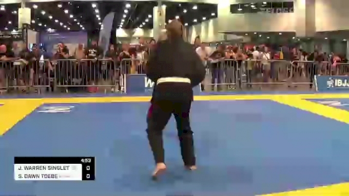 JOY WARREN SINGLETON vs SHERRI DAWN TOEBE 2022 IBJJF Jiu-Jitsu CON ...