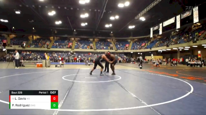 285 lbs Champ. Round 1 - Lavar Davis, Eisenhower vs Peter Rodriguez ...