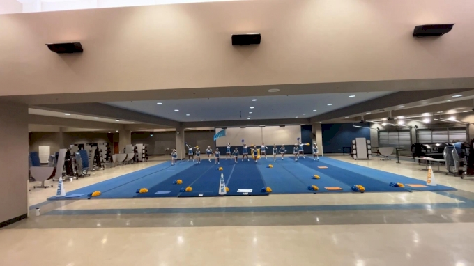 Lakeridge High School - Intermediate Varsity Crowd Performance ...