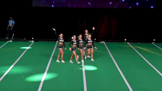 Utah Valley University - Hope Hodges, Sydnee Hanzon, Sofia Goodrich ...