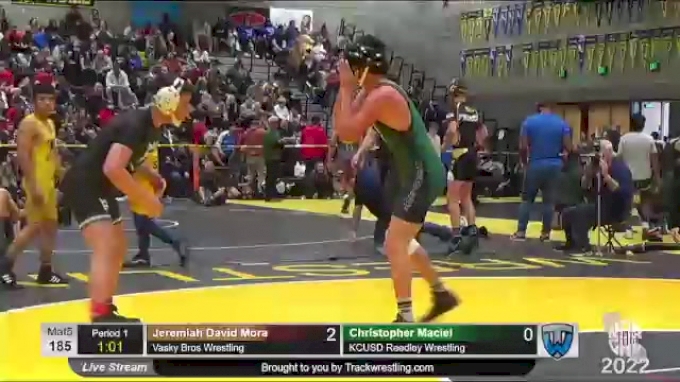 185 lbs Quarterfinal - Christopher Maciel, KCUSD Reedley Wrestling vs ...