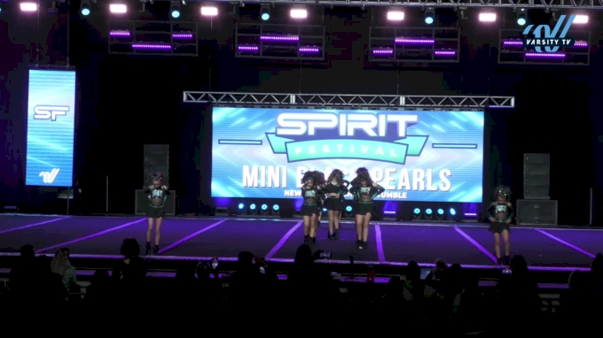 New England Cheer & Tumble - Mini Black Pearls [2025 L1 Mini - D2 Day 3 ...