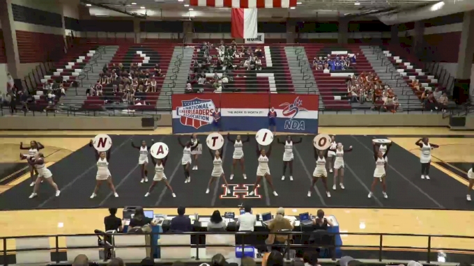 Red Oak High School - Intermediate Varsity Crowd Performance [2022 ...