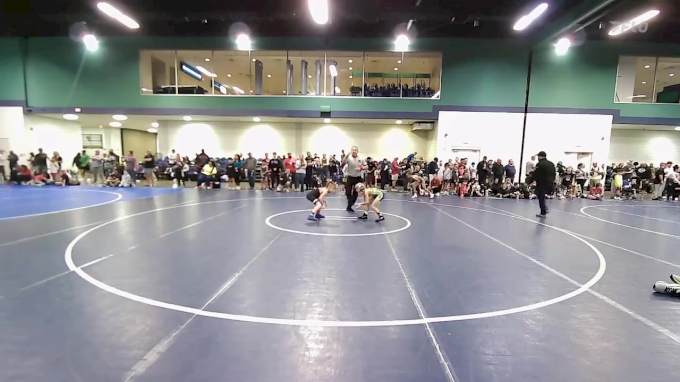 60 lbs Round Of 32 - Luca Pavia, CA vs Jaxsen Brown, MD