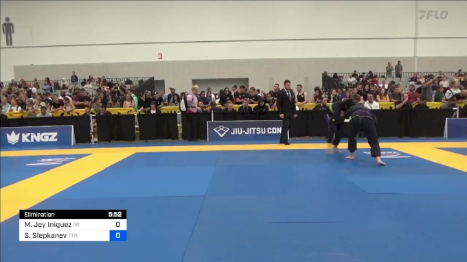 Michelle Joy Iniguez vs Stephanie Slepkanev 2024 World Masters IBJJF ...