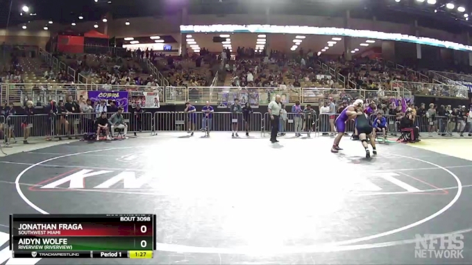 3A 220 lbs Champ. Round 1 - Jonathan Fraga, Southwest Miami vs Aidyn ...