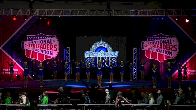 Cheer Central Suns Ultraviolet [2022 L3 - U17 Day 2] 2022 NCA All-Star ...