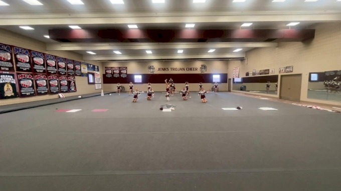 Jenks High School - Advanced Varsity Crowd Leading [Advanced Varsity ...